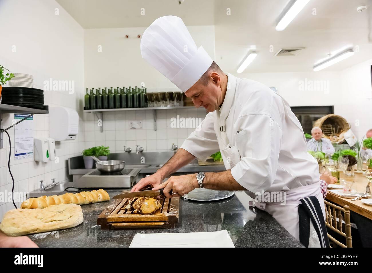 Chef pâtissier chocolat Banque de photographies et d’images à haute ...