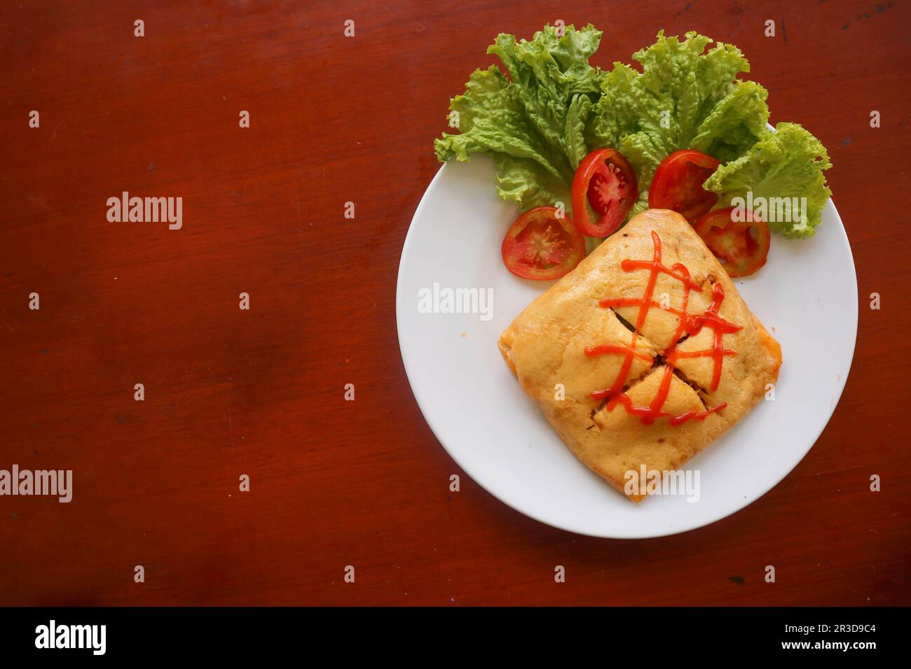 nasi goreng pattaya ou Pattaya Fried Rice (riz farci à omelette). Plat ...