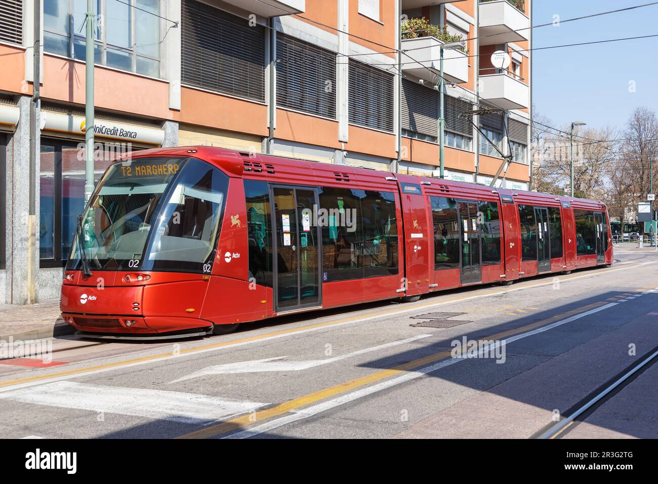 Tramway sur roues en caoutchouc Tram Venezia de type Translohr à l ...
