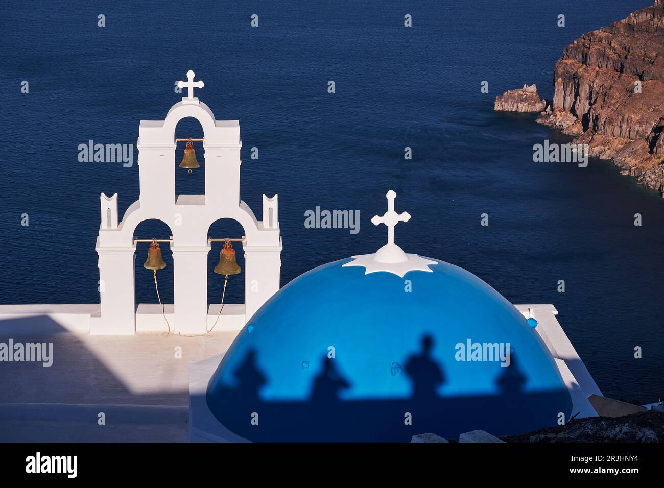 La célèbre église Agios Theodoros connu comme trois Bells de Fira, l'un ...