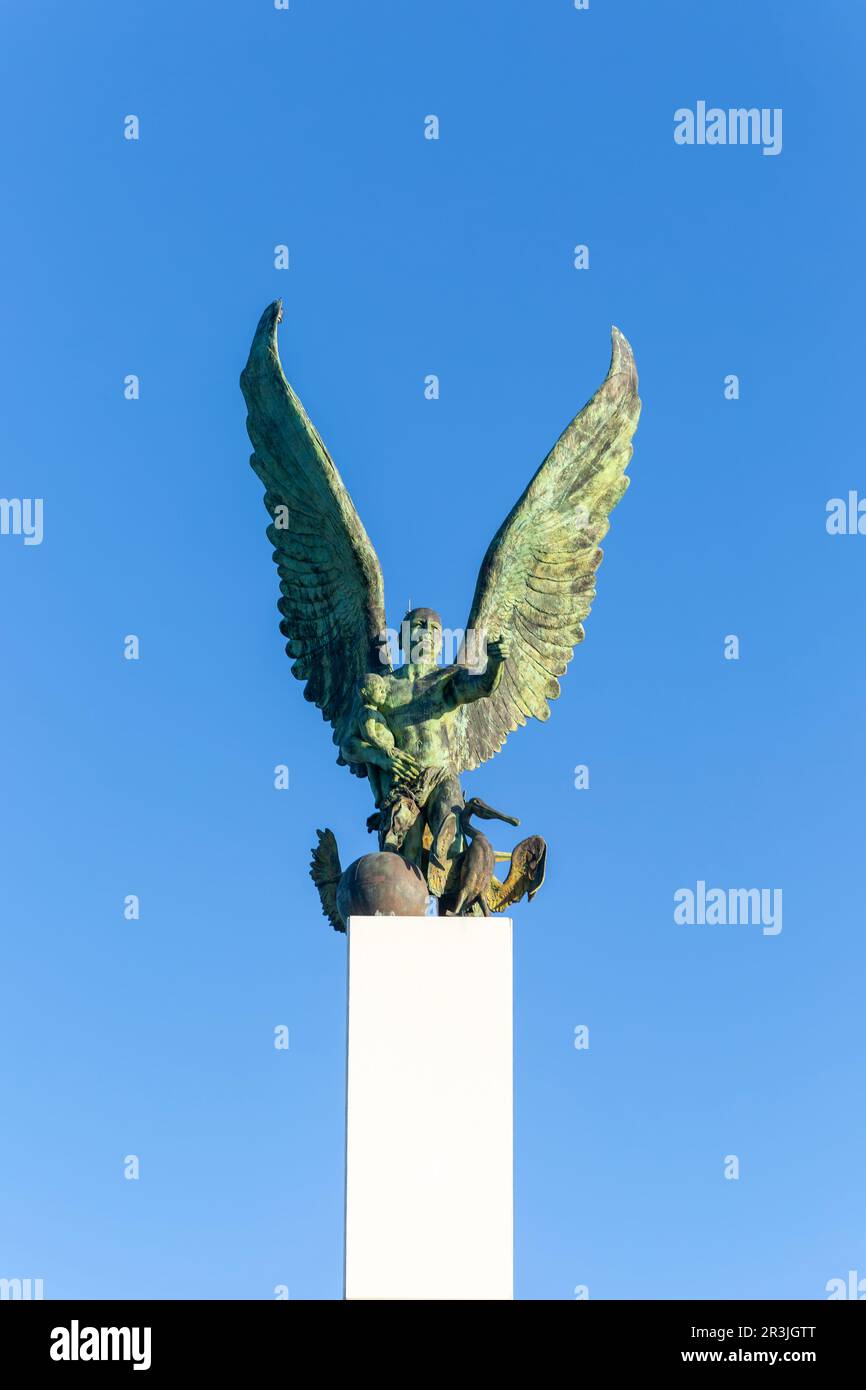 Sculpture d'ange sur colonne Banque de photographies et d’images à ...