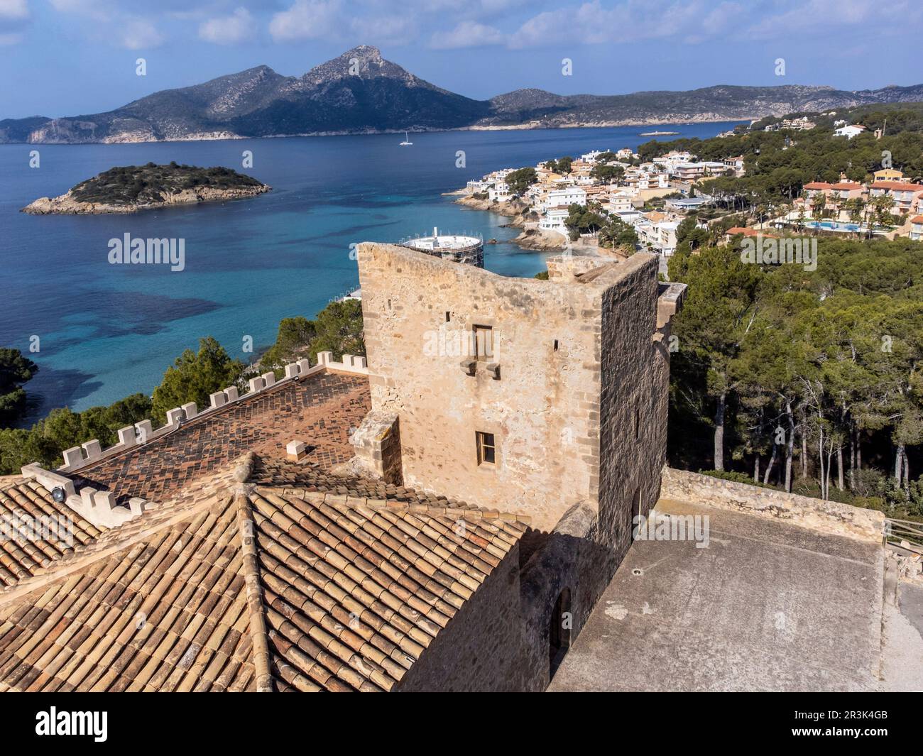 Castell de Sant Elm , ancien hôpital et tour de défense, datant du 14th ...