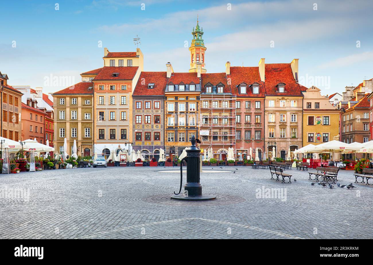 Varsovie, Pologne - 21 août, 2016:Rynek place principale dans la ...