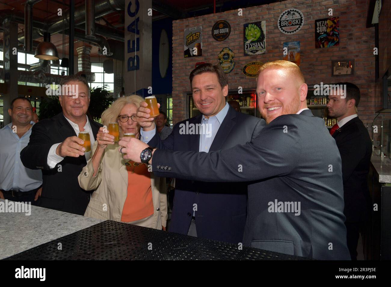 Ouverture de la plage de delray en 2024 Banque de photographies et d ...