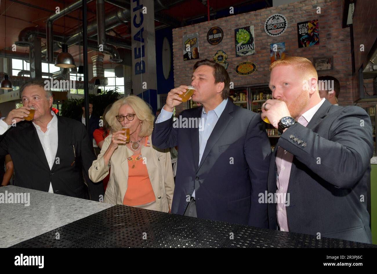Ouverture de la plage de delray en 2024 Banque de photographies et d ...