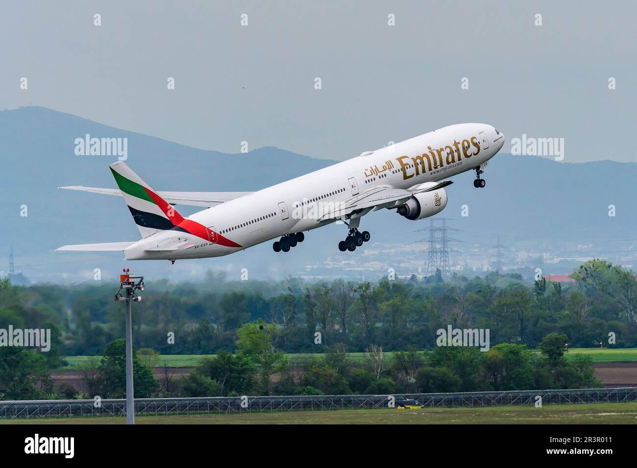 schwechat, autriche, 18 mai 2023, A6-EGO Emirates Boeing 777-300ER ...
