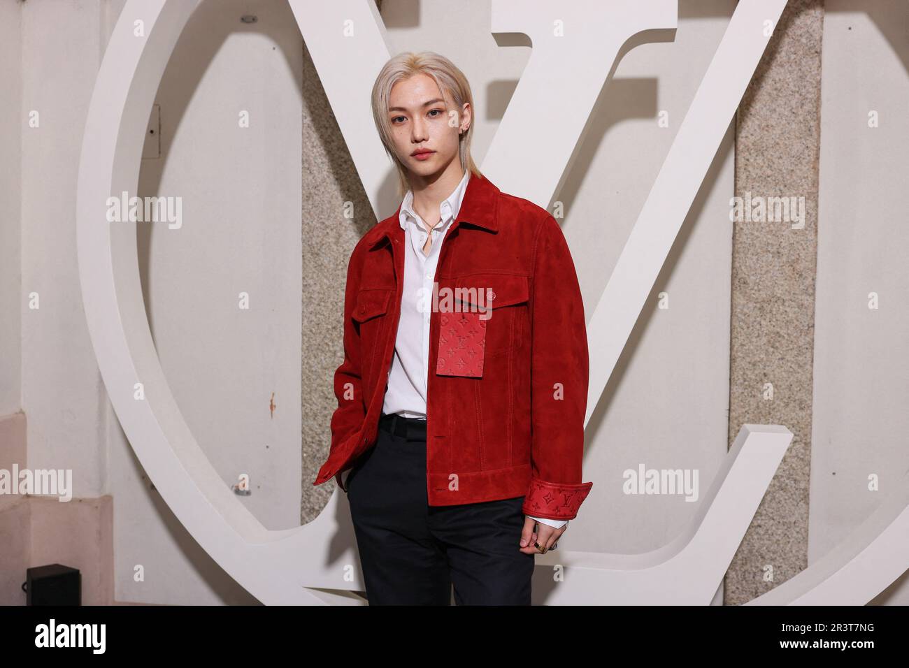 Felix pose à la photocall pour Louis Vuitton croisière Collection 2024 ...