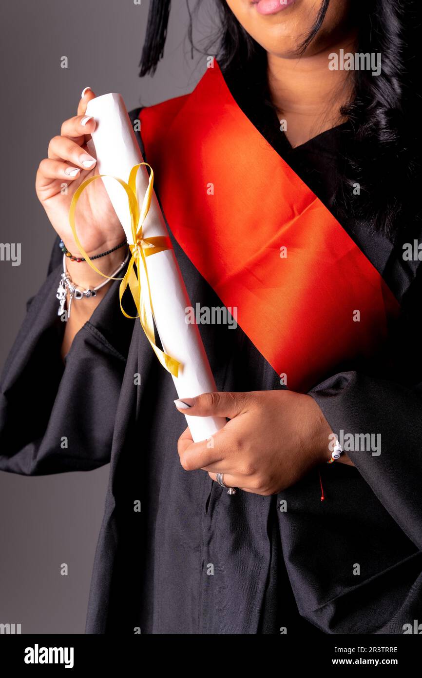 étudiant noir diplomé Banque de photographies et d’images à haute résolution - Alamy