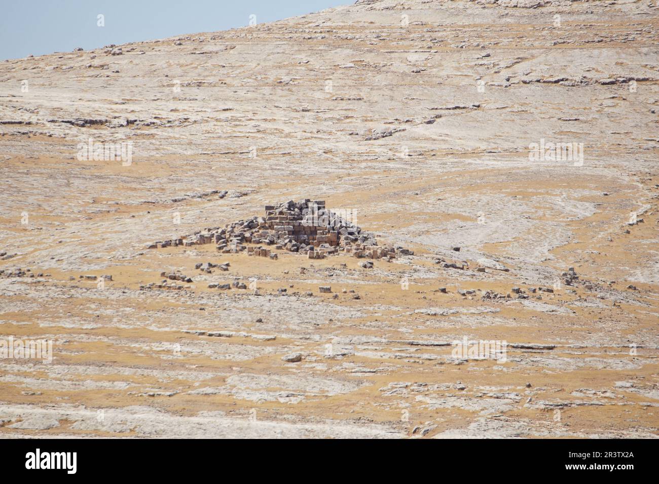 L'ancienne ville de Sogmatar à Sanliurfa, en Turquie, fut longtemps un ...