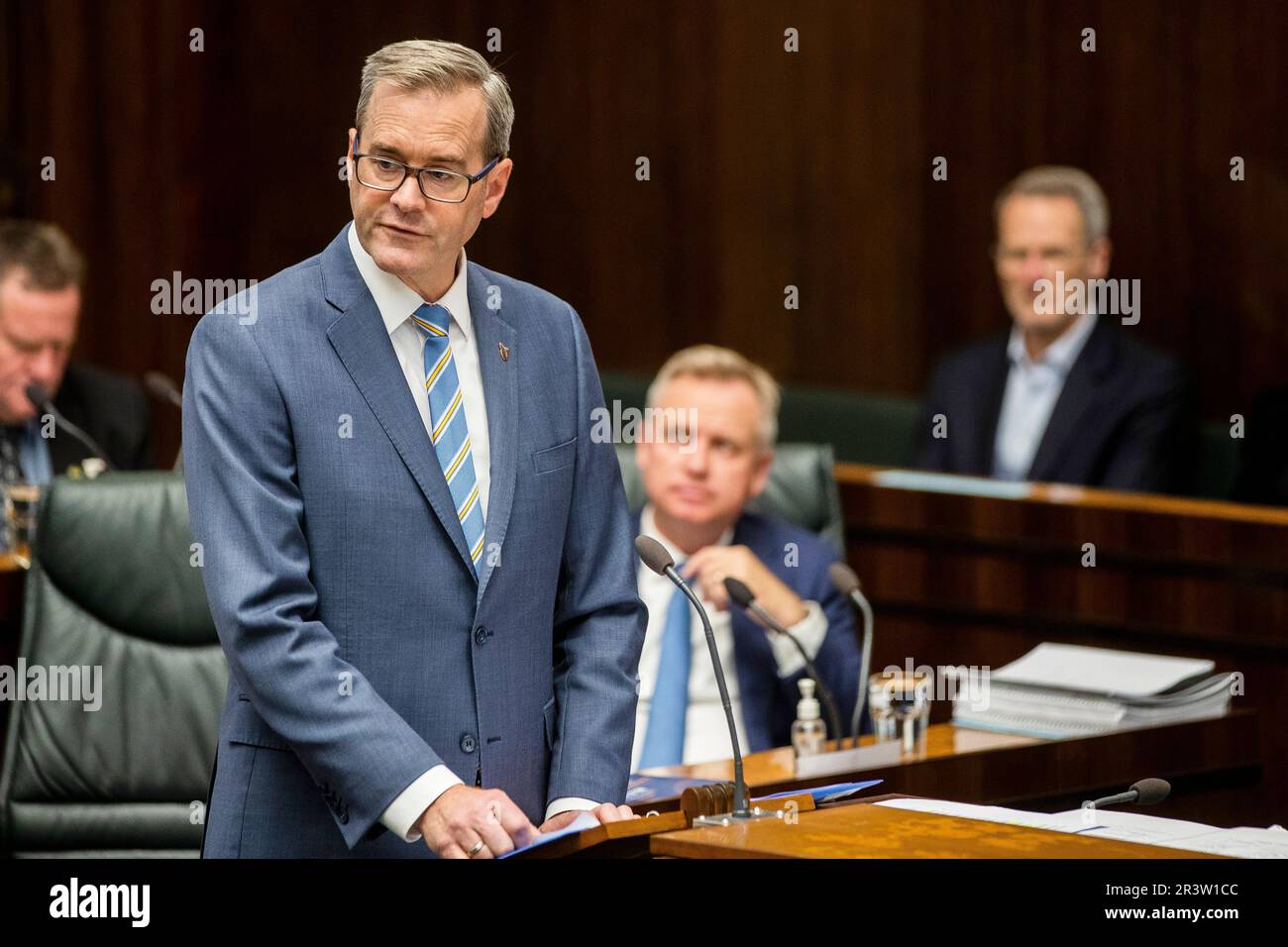 Le trésorier de la Tasmanie, Michael Ferguson, prononce le discours sur ...