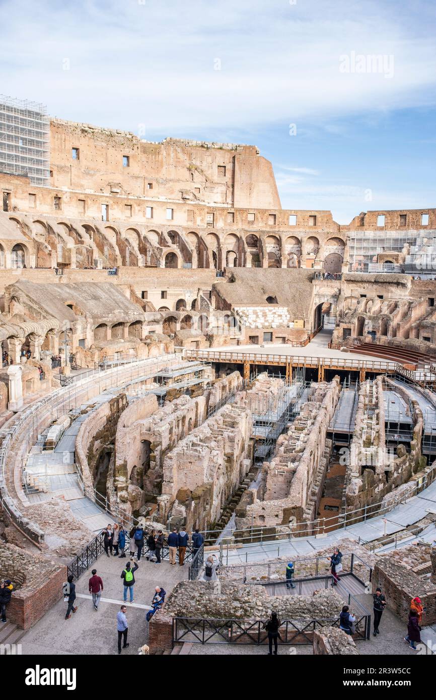 Le Colisée , Amphithéâtre Flavius, construit au 1st siècle , Rome ...