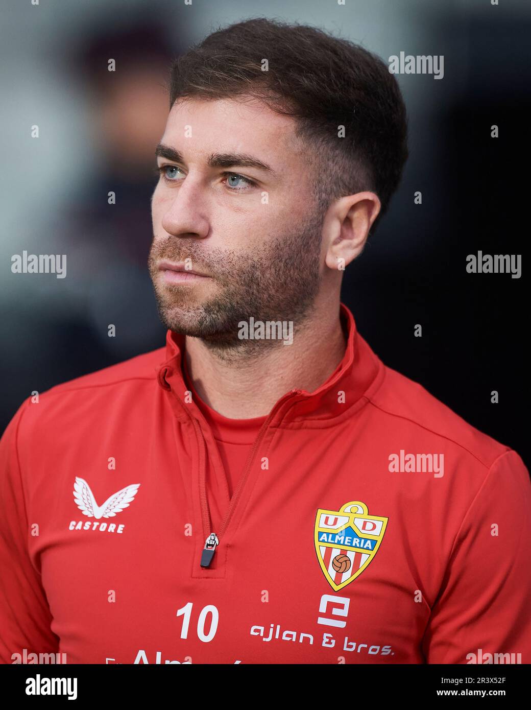 Adrian Embarba de UD Almeria regarde pendant le match de la Liga ...