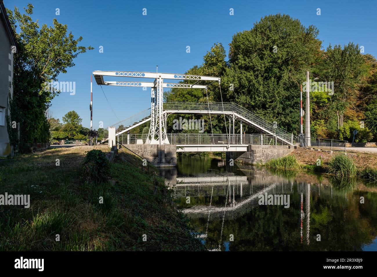 Canal de la haute seine Banque de photographies et d’images à haute ...