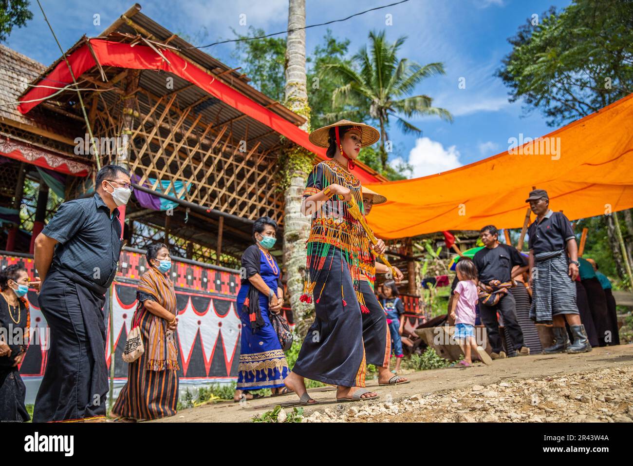 Tradition funéraire toraja Banque de photographies et d’images à haute ...