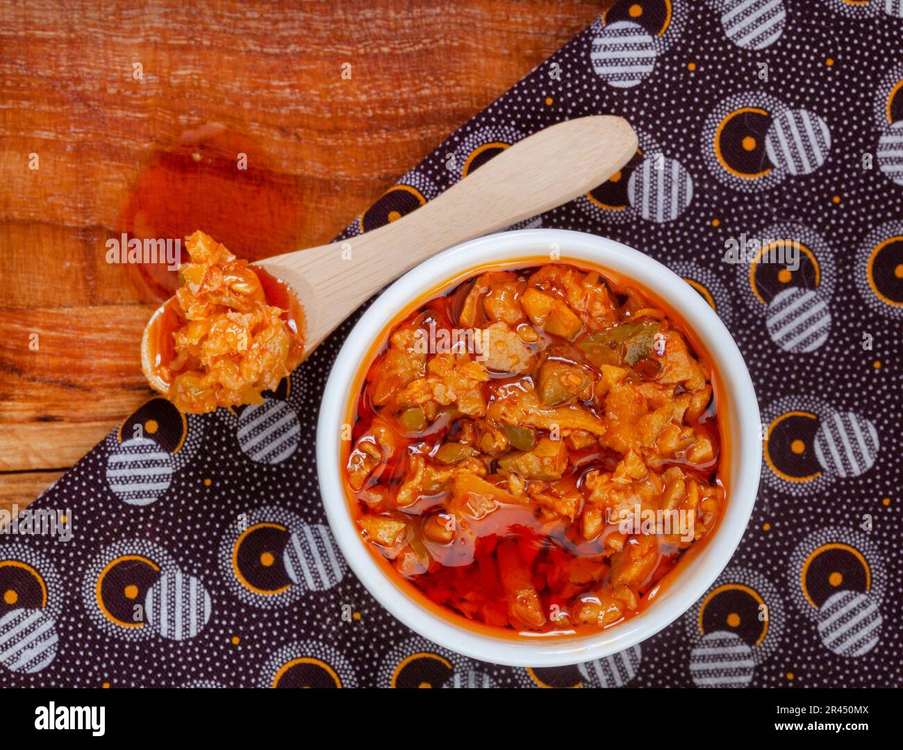 Atchar traditionnel de mangue sud-africaine ou Achar sur tissu imprimé ...