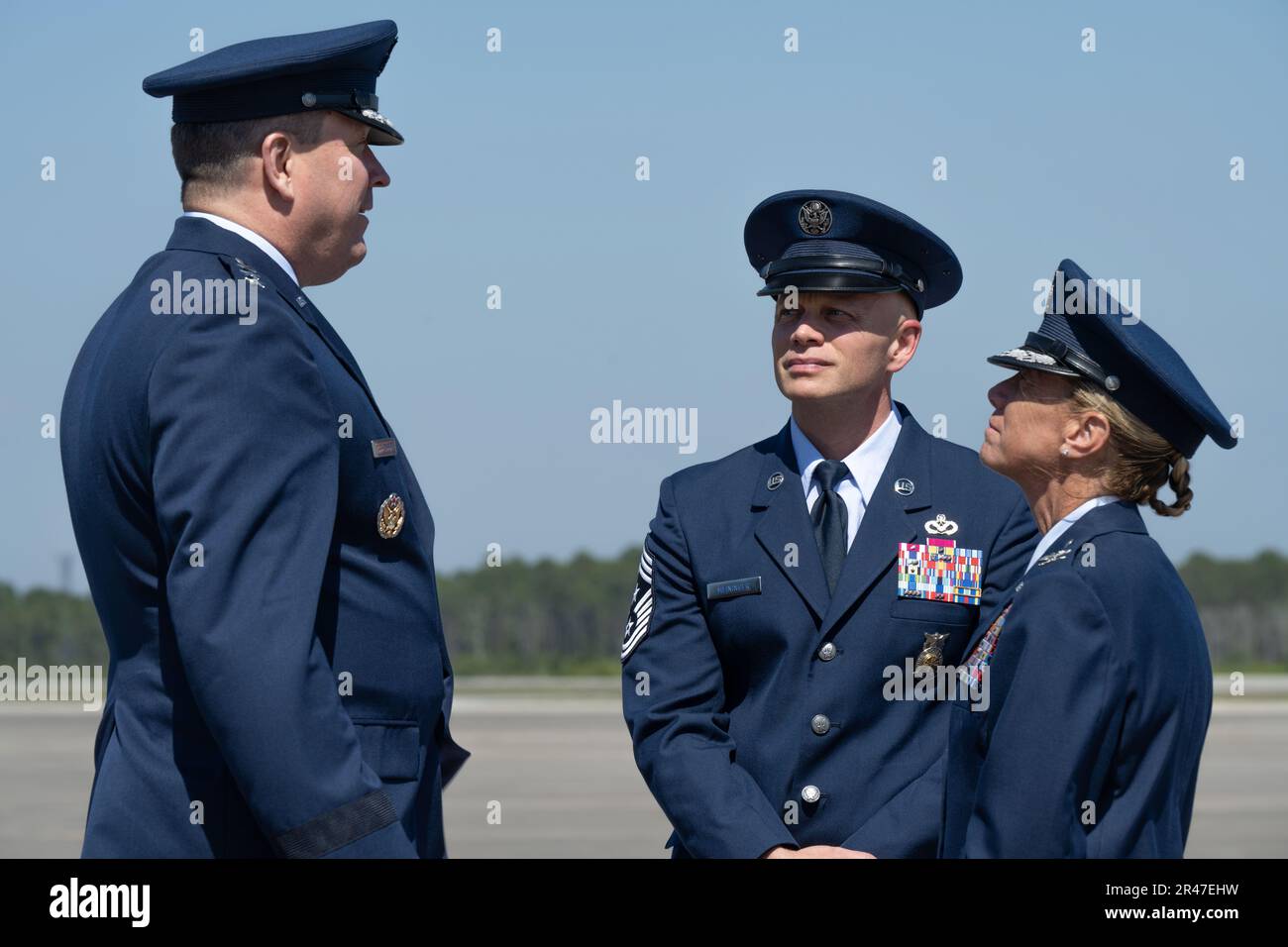 Lt gen tony d bauernfeind Banque de photographies et d’images à haute ...