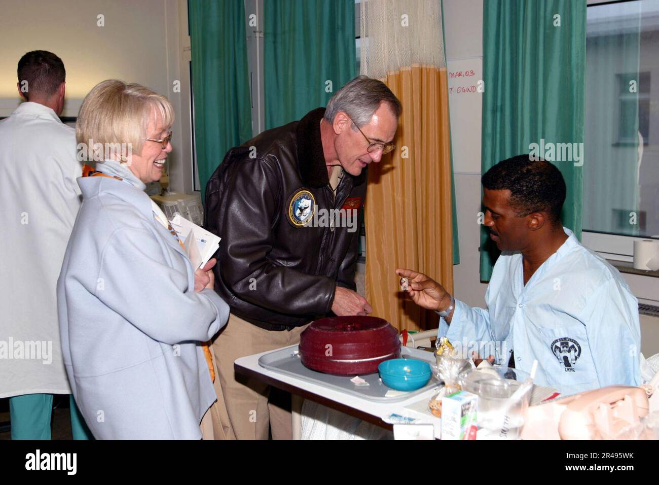 COMMANDANT DE la marine AMÉRICAINE, États-Unis Forces navales en Europe ...