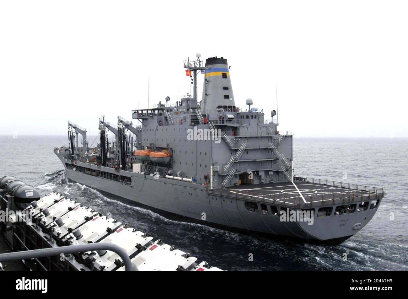 US Navy le porte-avions de la classe Nimitz USS Abraham Lincoln (CVN 72 ...