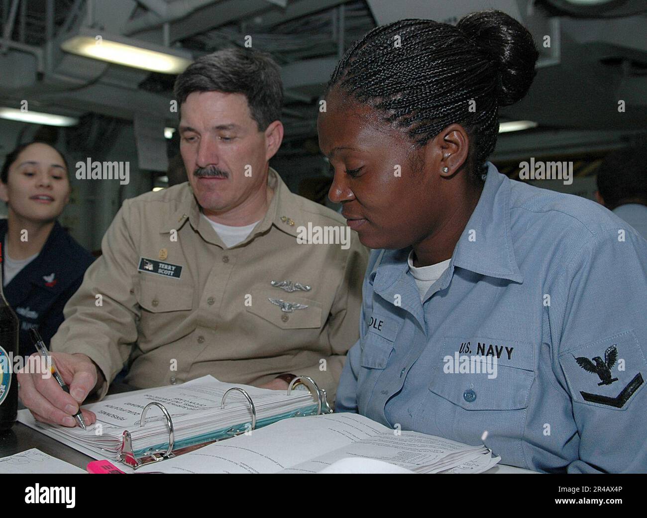 Master chief petty officer of the navy mcpon terry scott Banque de ...