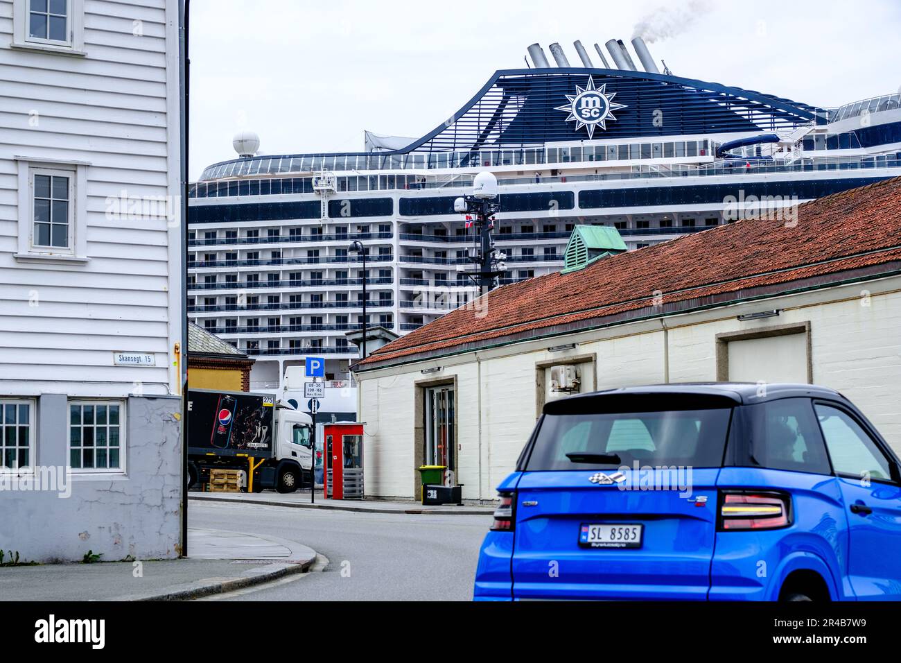 Stavanger, Rogaland, Norvège, 19 mai 2023, Old Stavanger Port Area Blue ...
