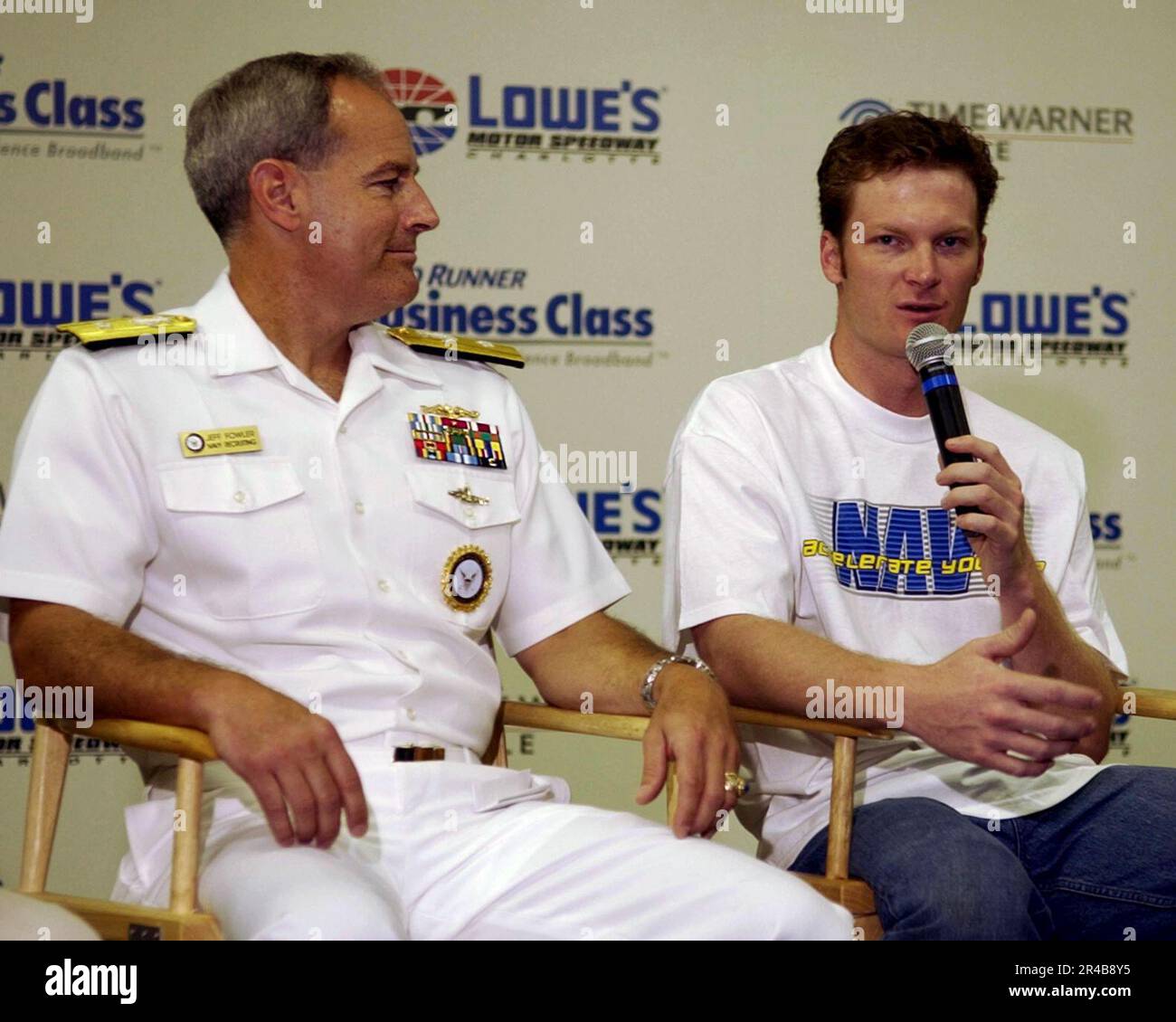 Commandant DE la Marine AMÉRICAINE, Commandement du recrutement de la ...