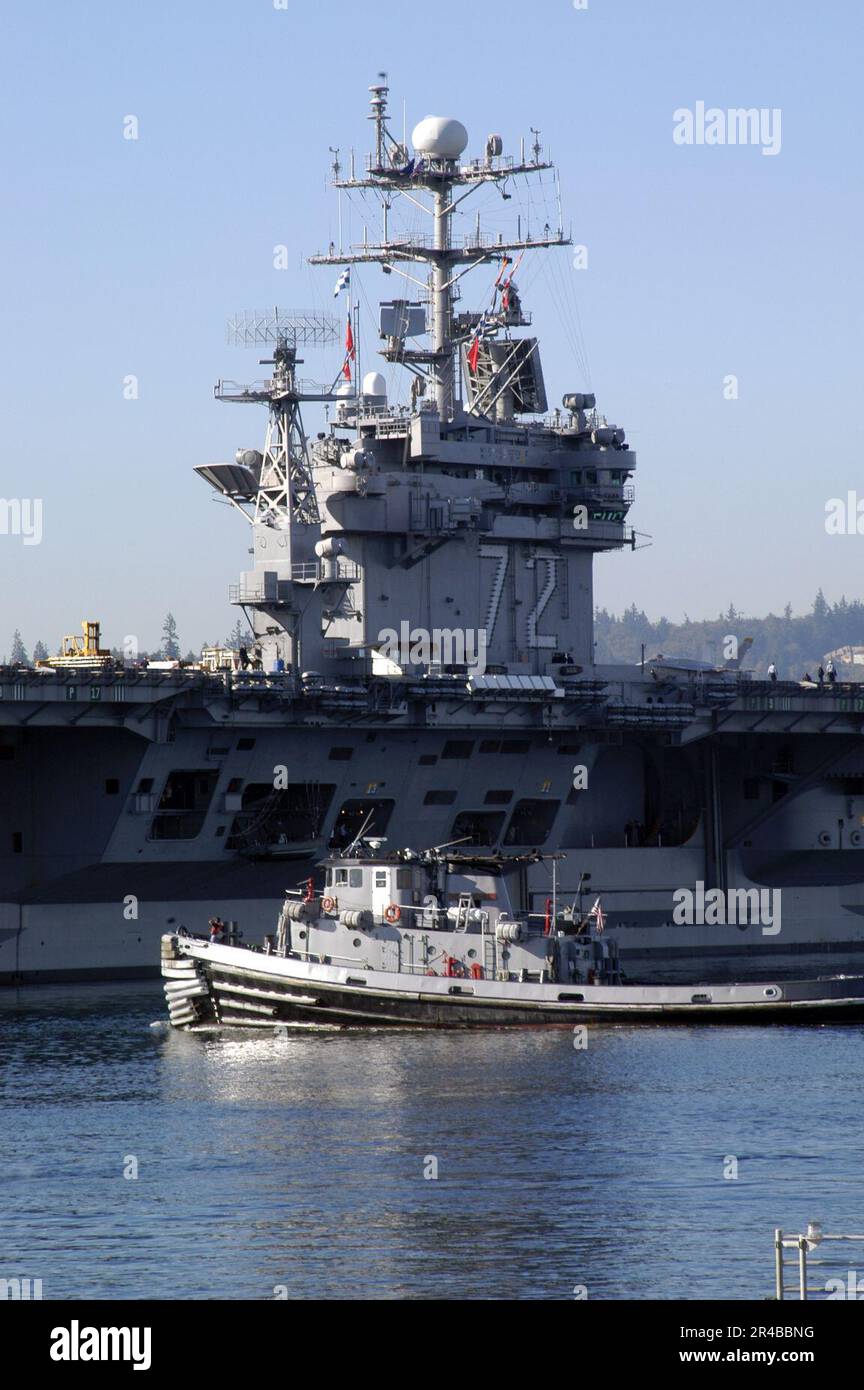 US Navy le porte-avions de classe Nimitz USS Abraham Lincoln (CVN 72 ...