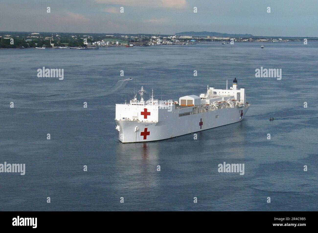 MARINE DES ÉTATS-UNIS le navire-hôpital du Commandement militaire du ...
