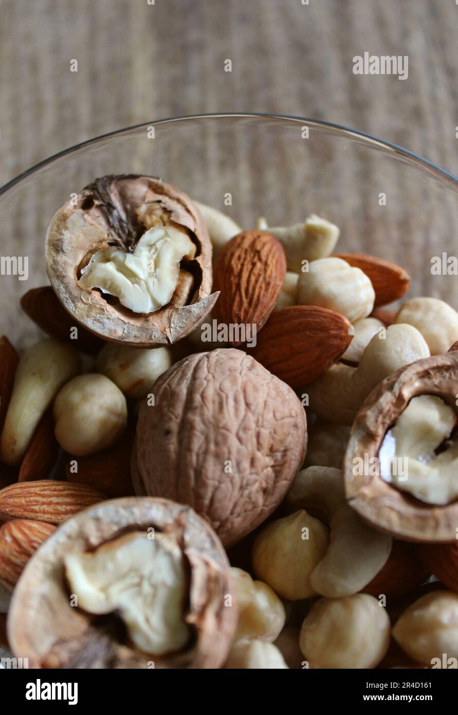 Nuts backgrounds Banque de photographies et d’images à haute résolution ...