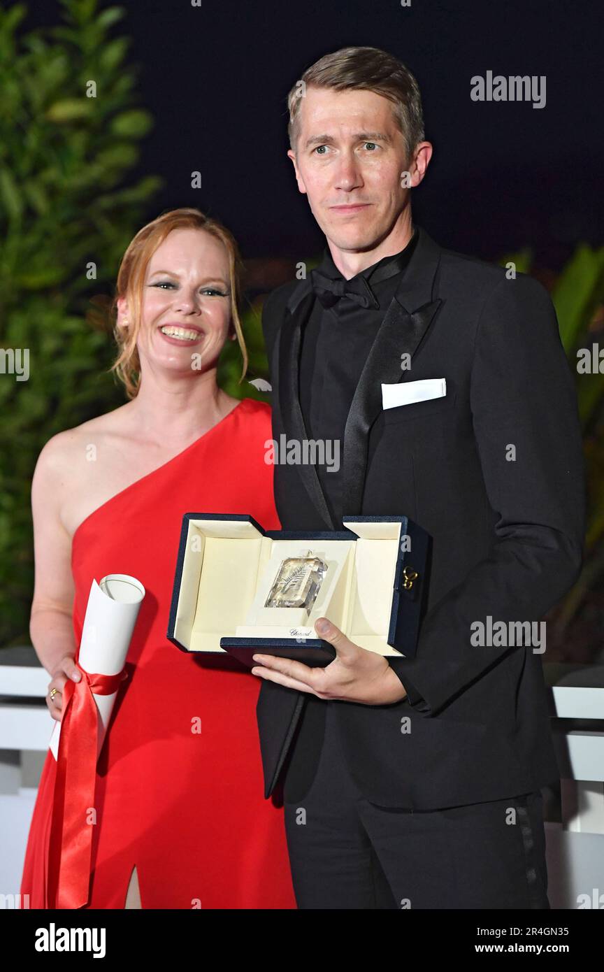 Alma Pöysti und Jussi Vatanen mit dem Preis der jury für 'Fallen ...