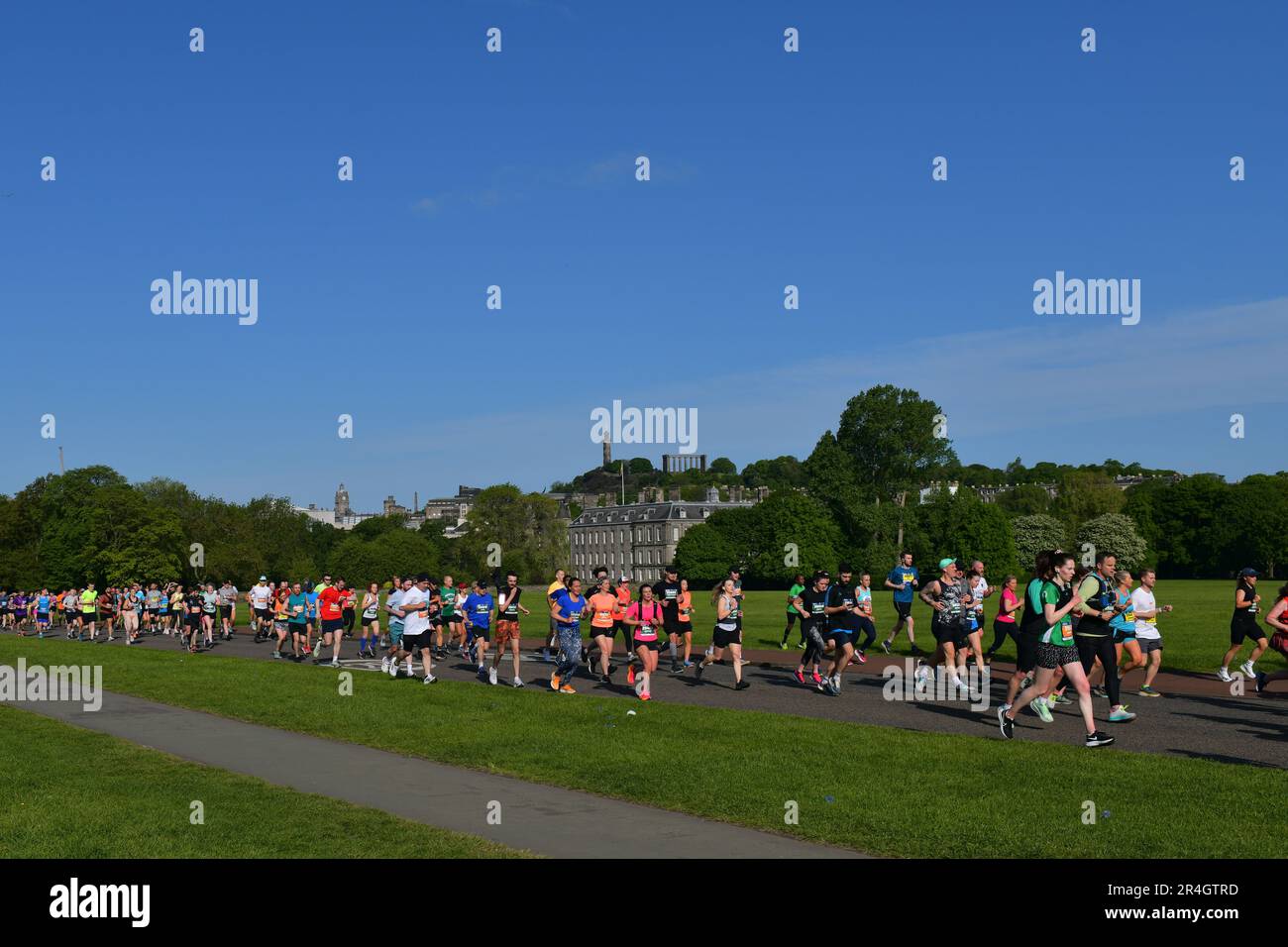 Edinburgh, Écosse, Royaume-Uni, 28 mai 2023. Des milliers de coureurs ...