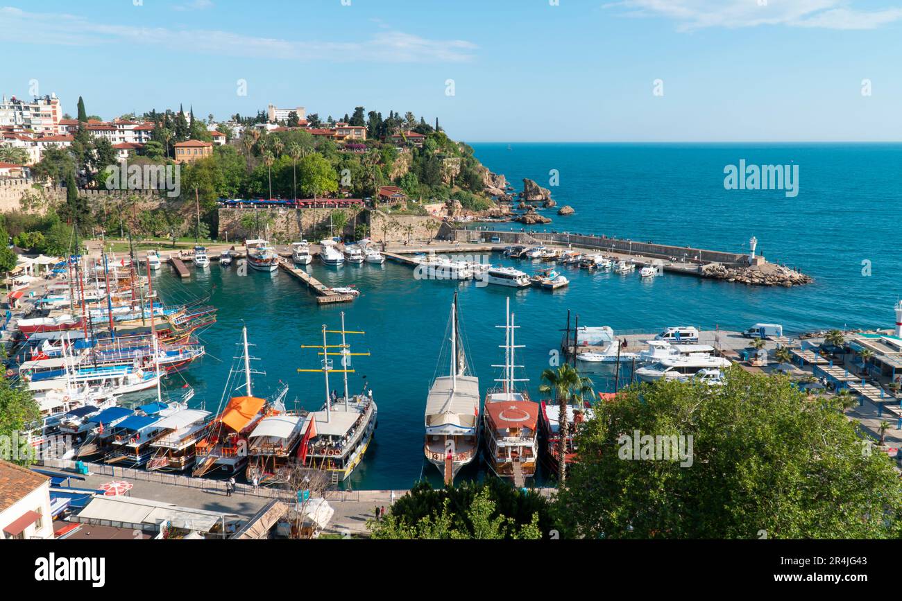 Vieux port port kaleici bateau ville Banque de photographies et d ...