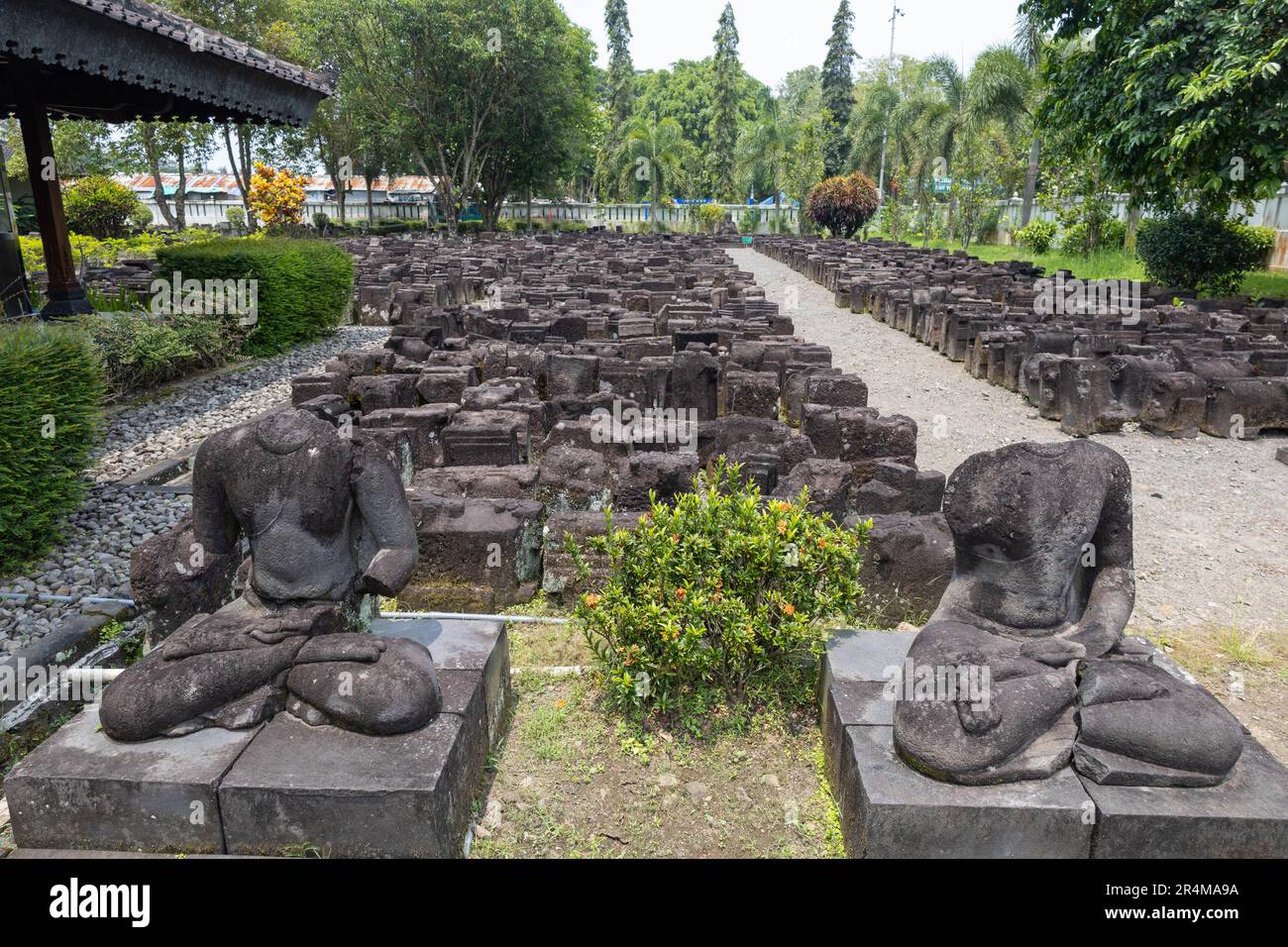 Magelang, Indonésie - avril 2023: Borobudur temple arrangement en ...