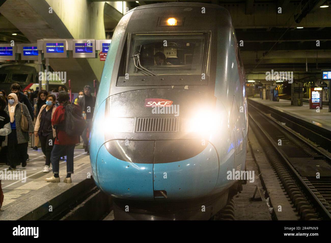 Tgv ouigo Banque de photographies et d’images à haute résolution - Alamy