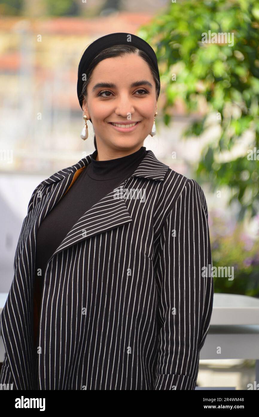 Faezeh rad Banque de photographies et d’images à haute résolution - Alamy