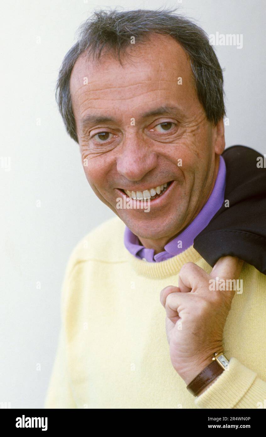 Pierre Bouteiller, journaliste à la radio et à la télévision française ...