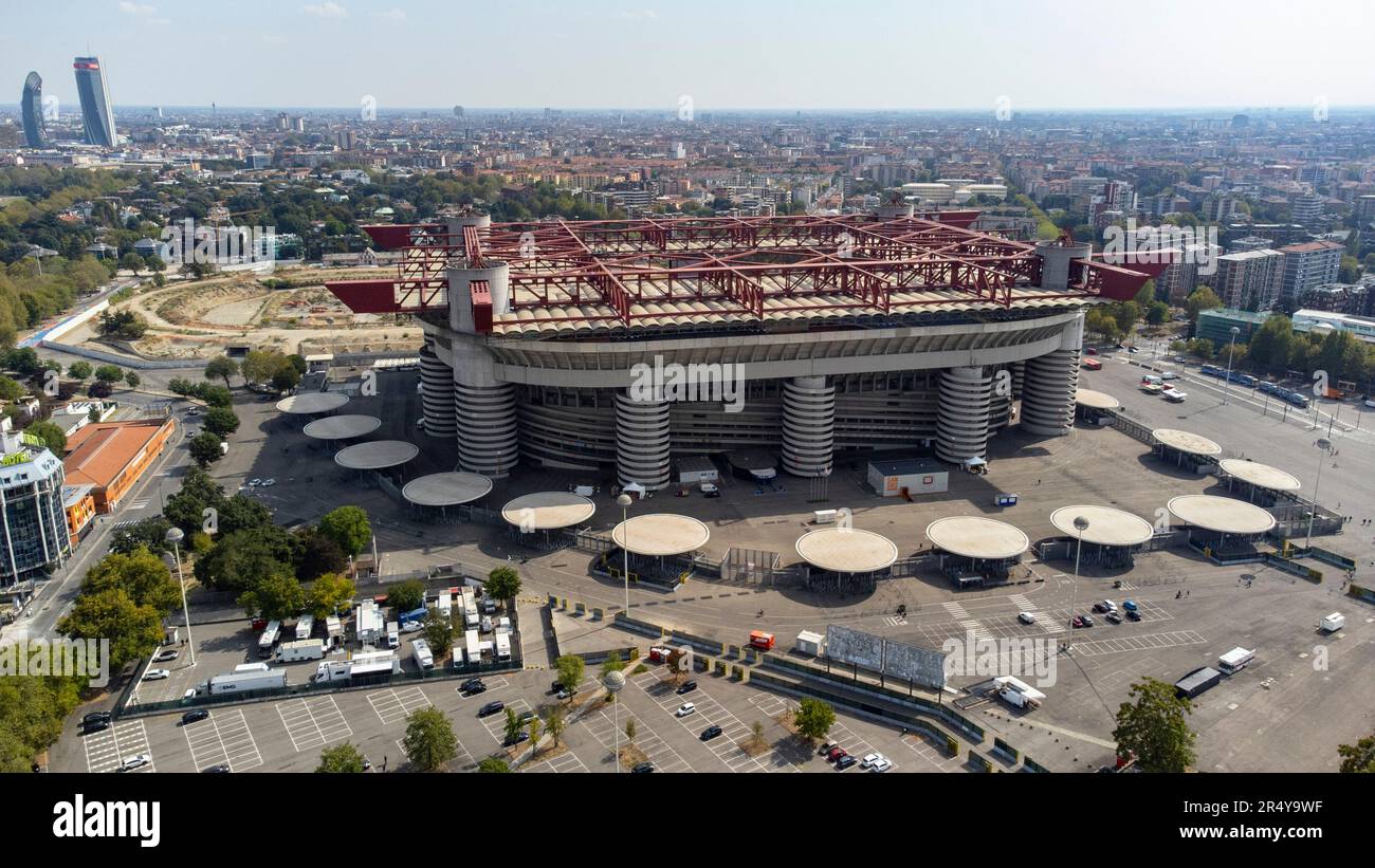 Vue aérienne du Stadio Giuseppe Meazza, connu sous le nom de stade San ...