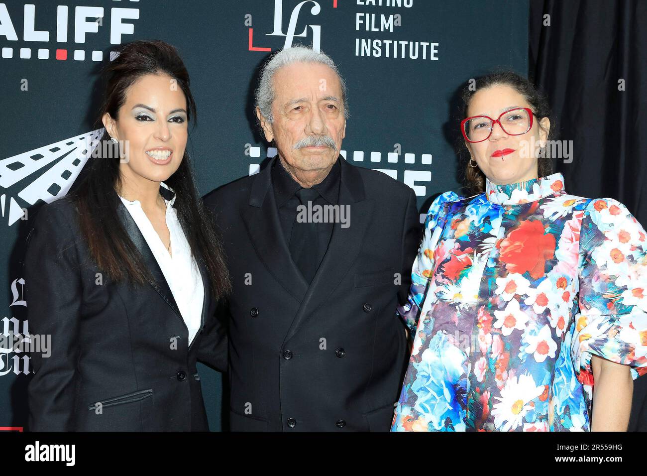 Erika flores Banque de photographies et d’images à haute résolution - Alamy