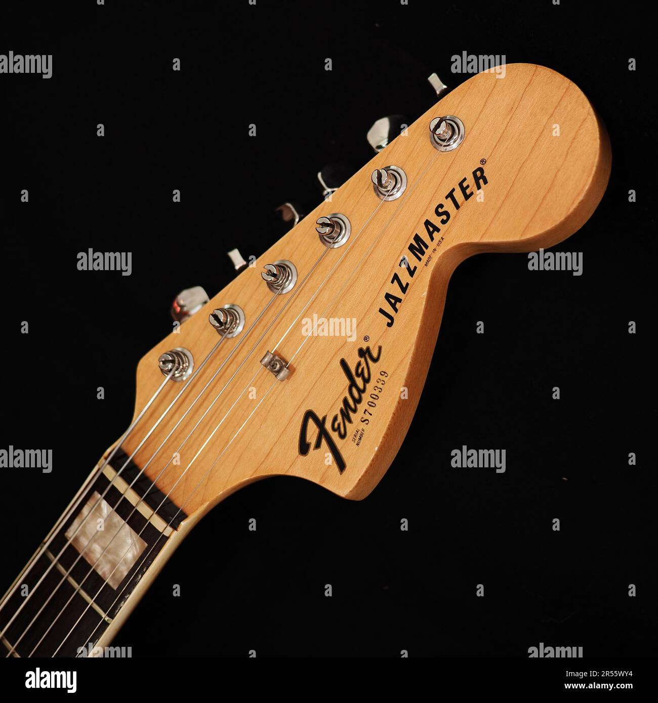 Headstock guitar Banque de photographies et d’images à haute résolution ...