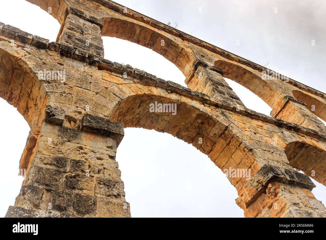 Aqueduc romain de tarragone Banque de photographies et d’images à haute ...