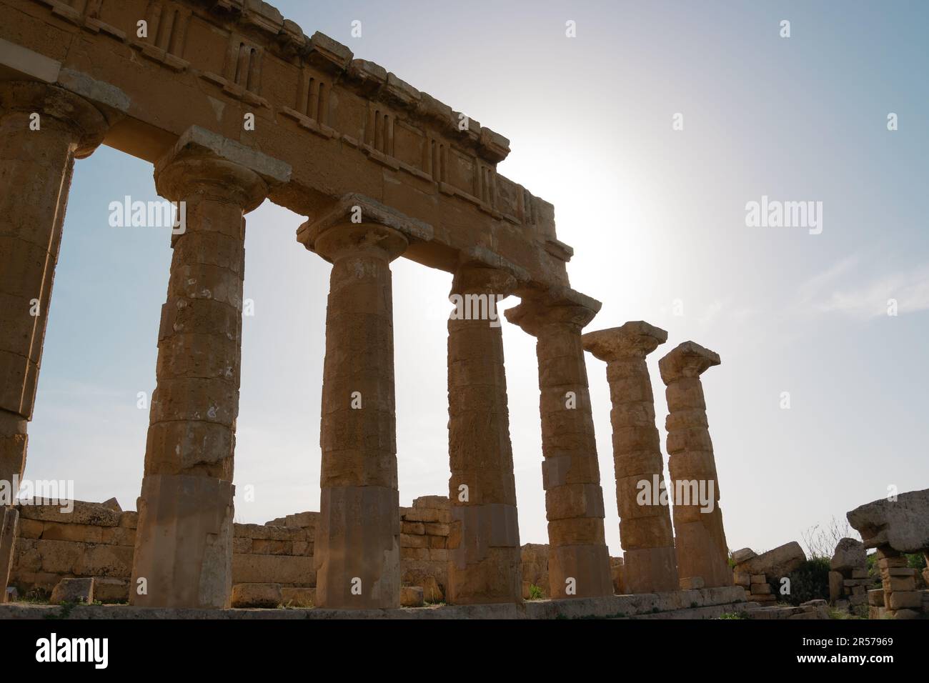 Greek era temple Banque de photographies et d’images à haute résolution ...