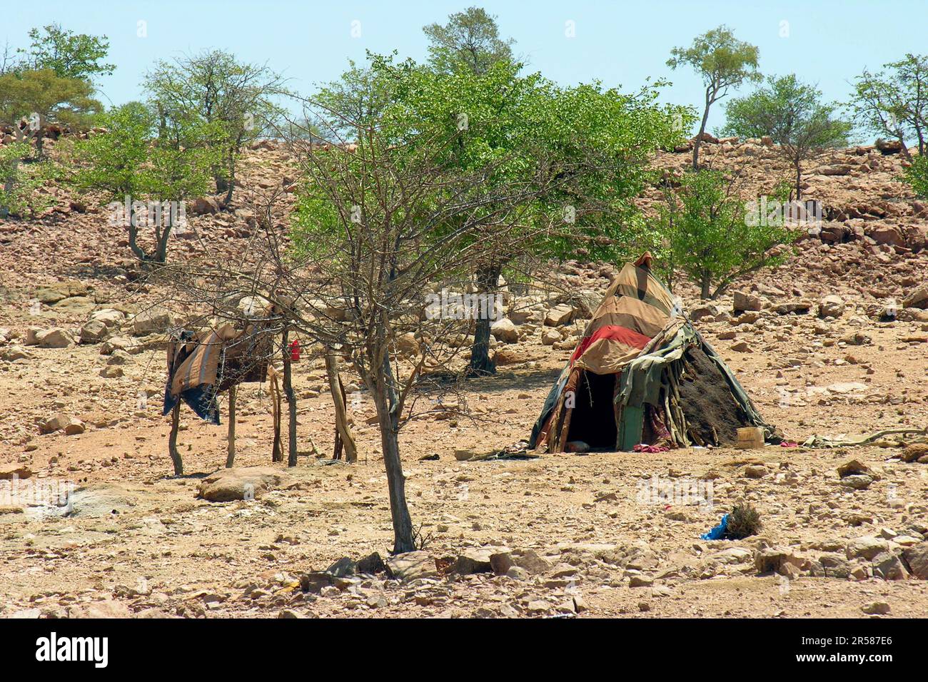 Traditional himba village Banque de photographies et d’images à haute ...