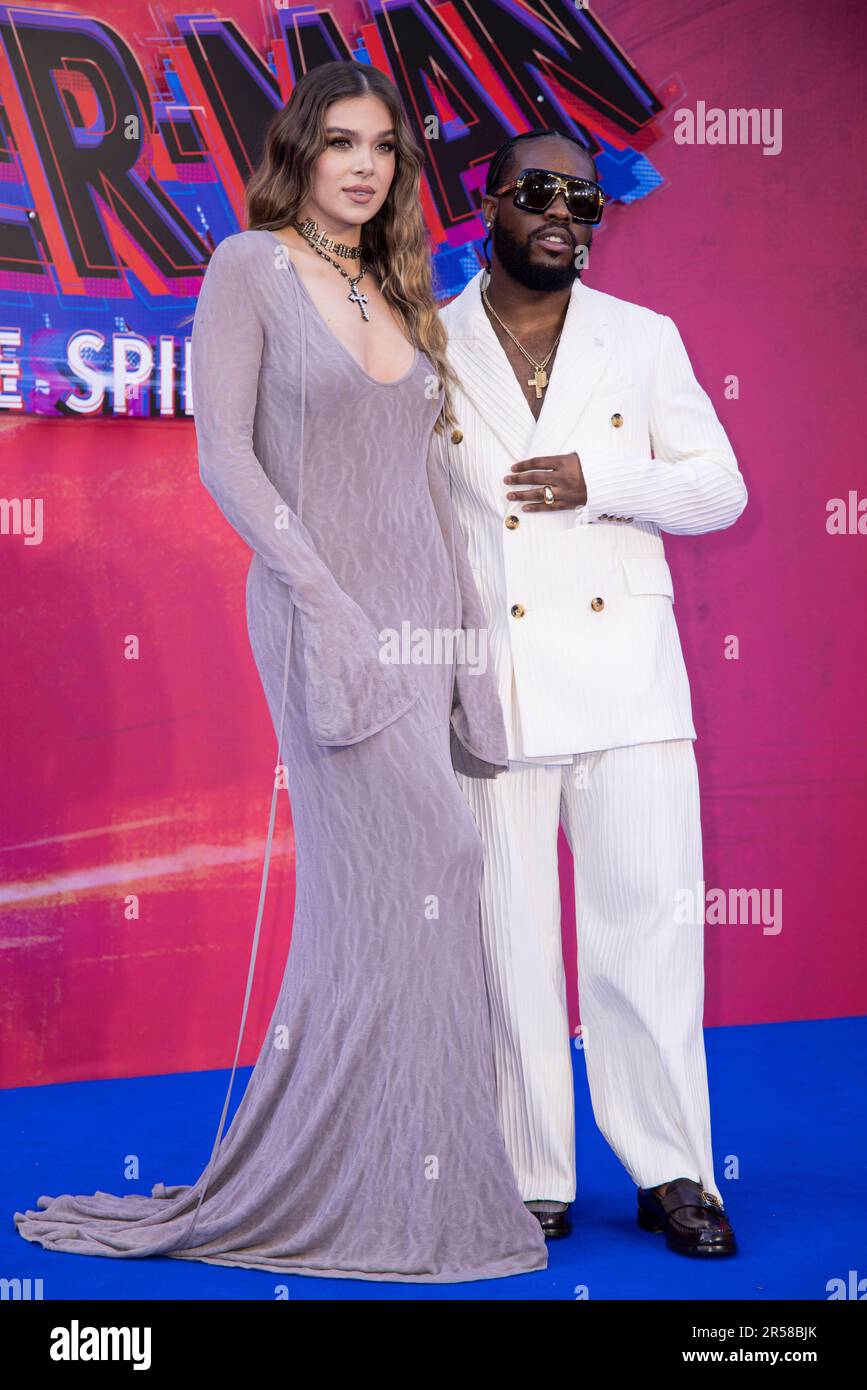 Shameik Moore and Hailee Steinfeld pose for photographers upon arrival ...