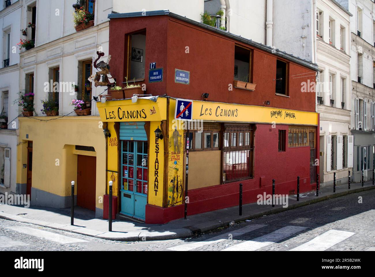 Canons français Banque de photographies et d’images à haute résolution ...