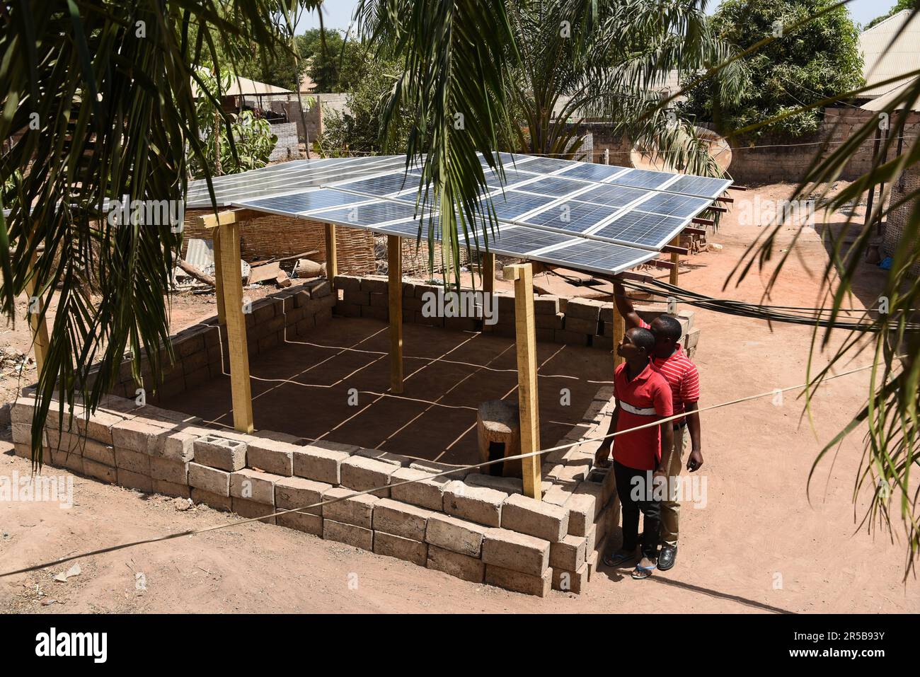 Mini installation solaire Banque de photographies et d’images à haute ...