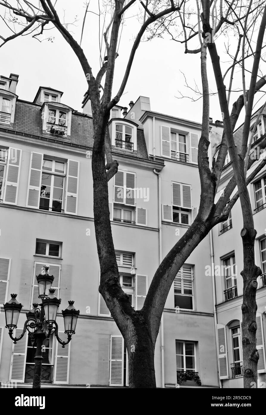 Place furstenberg paris france Banque de photographies et d’images à ...