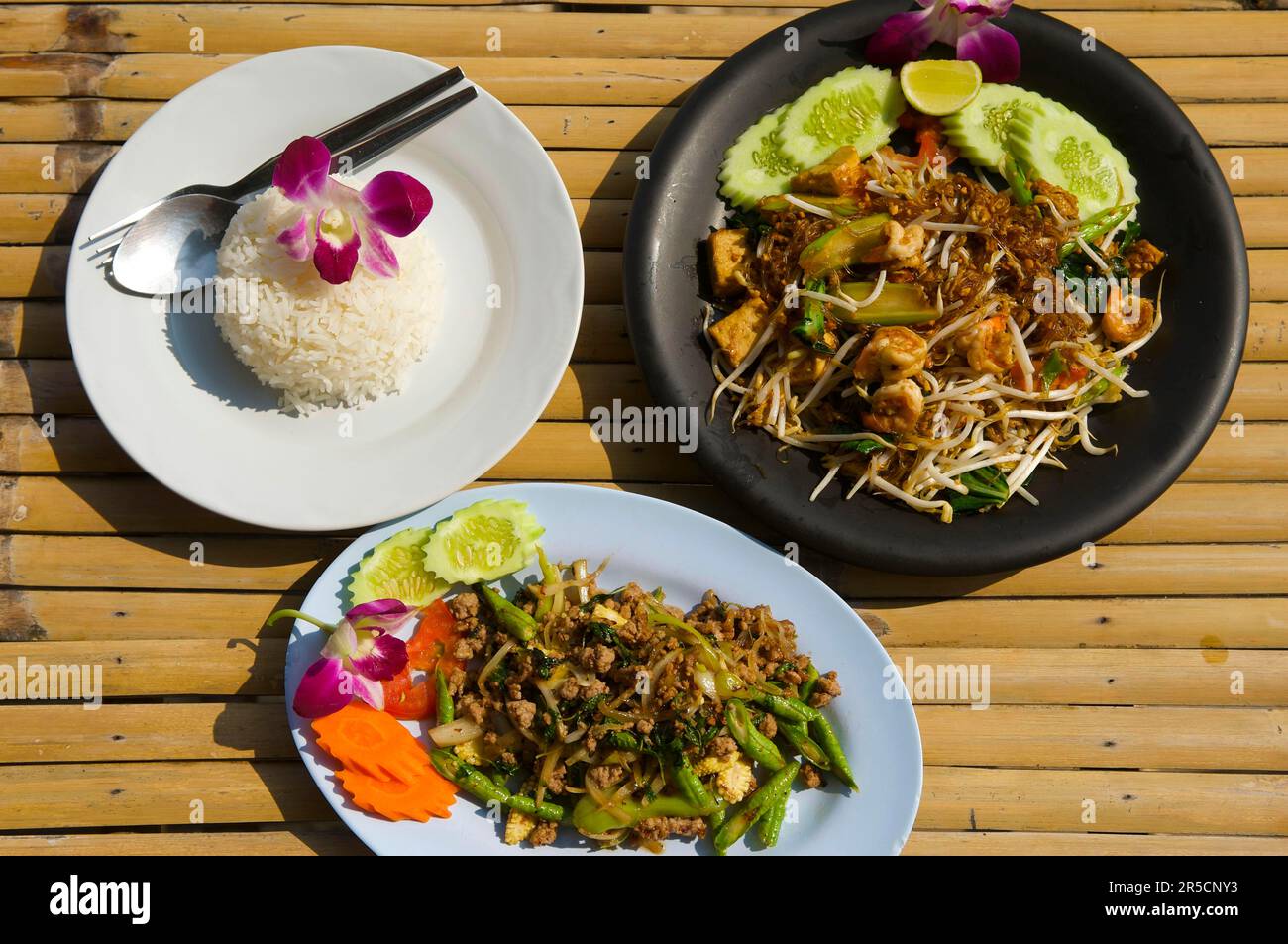 Restaurant at lamai beach Banque de photographies et d’images à haute ...