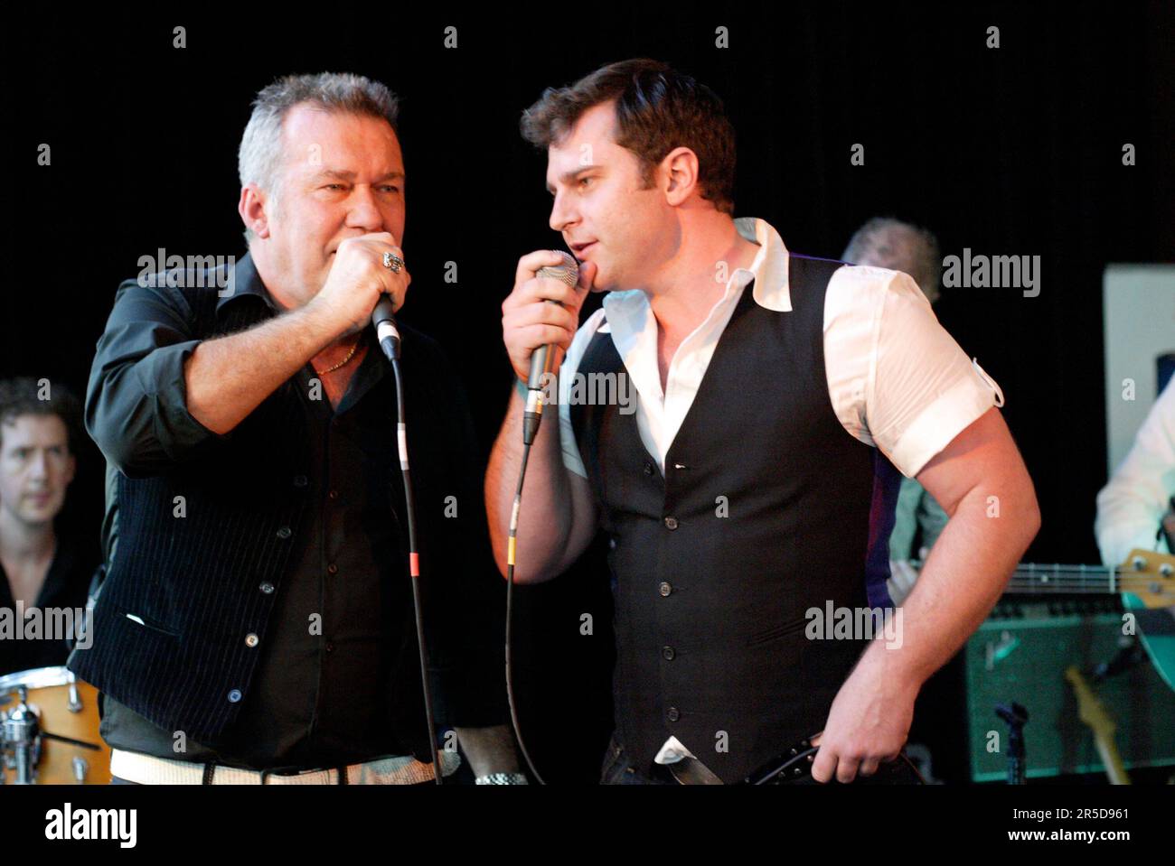 Jimmy Barnes et son fils David Campbell Jimmy Barnes, l'un des ...