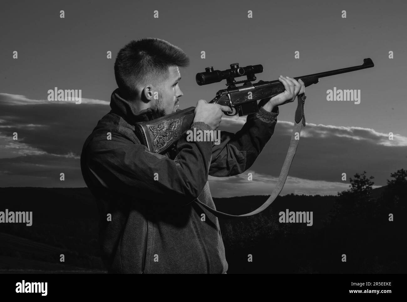 Matériel de chasse - matériel et fournitures de chasse. Chasseur avec ...