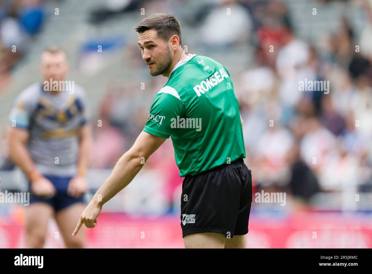 Aaron moore Banque de photographies et d’images à haute résolution - Alamy