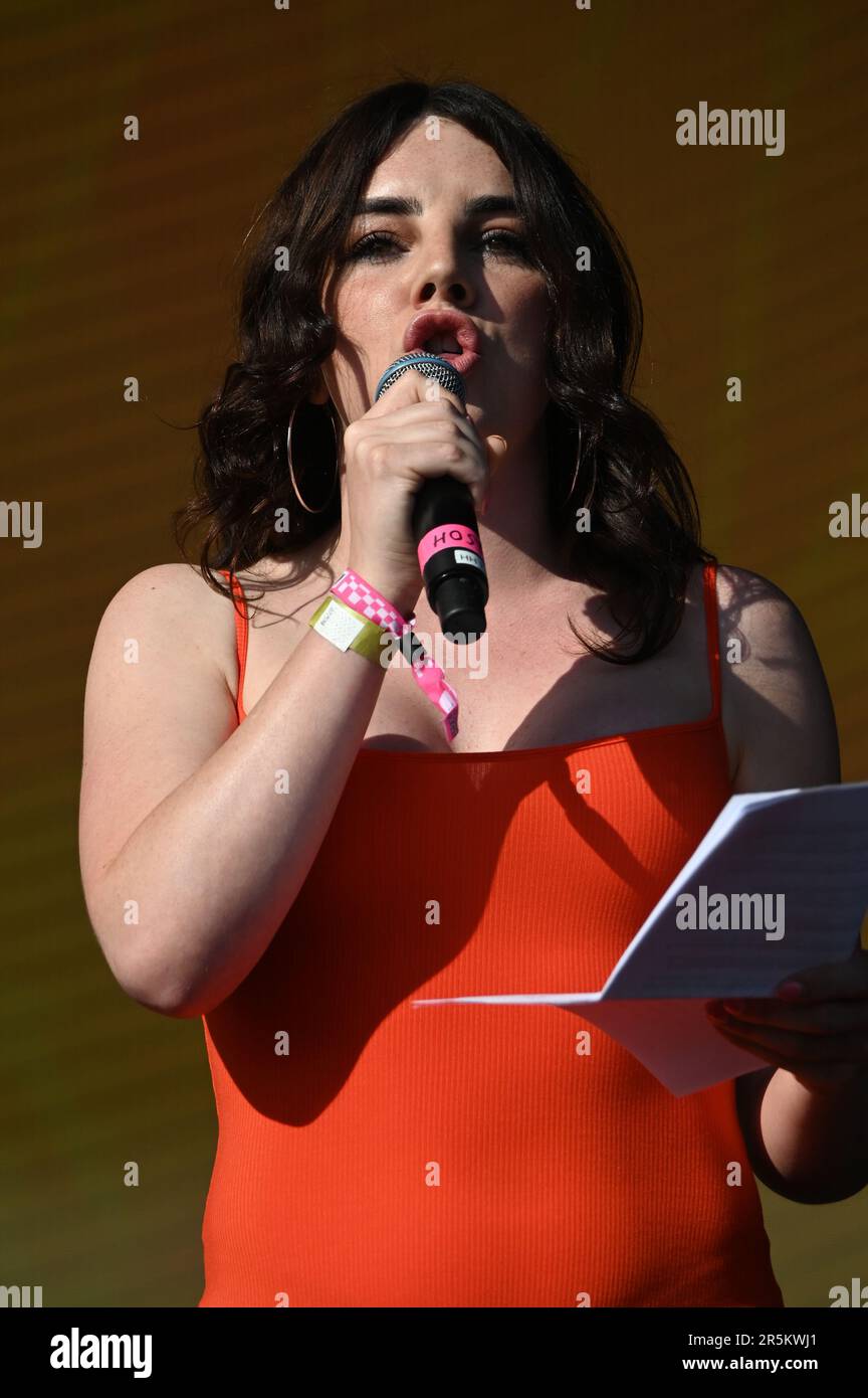 Shon faye Banque de photographies et d’images à haute résolution - Alamy